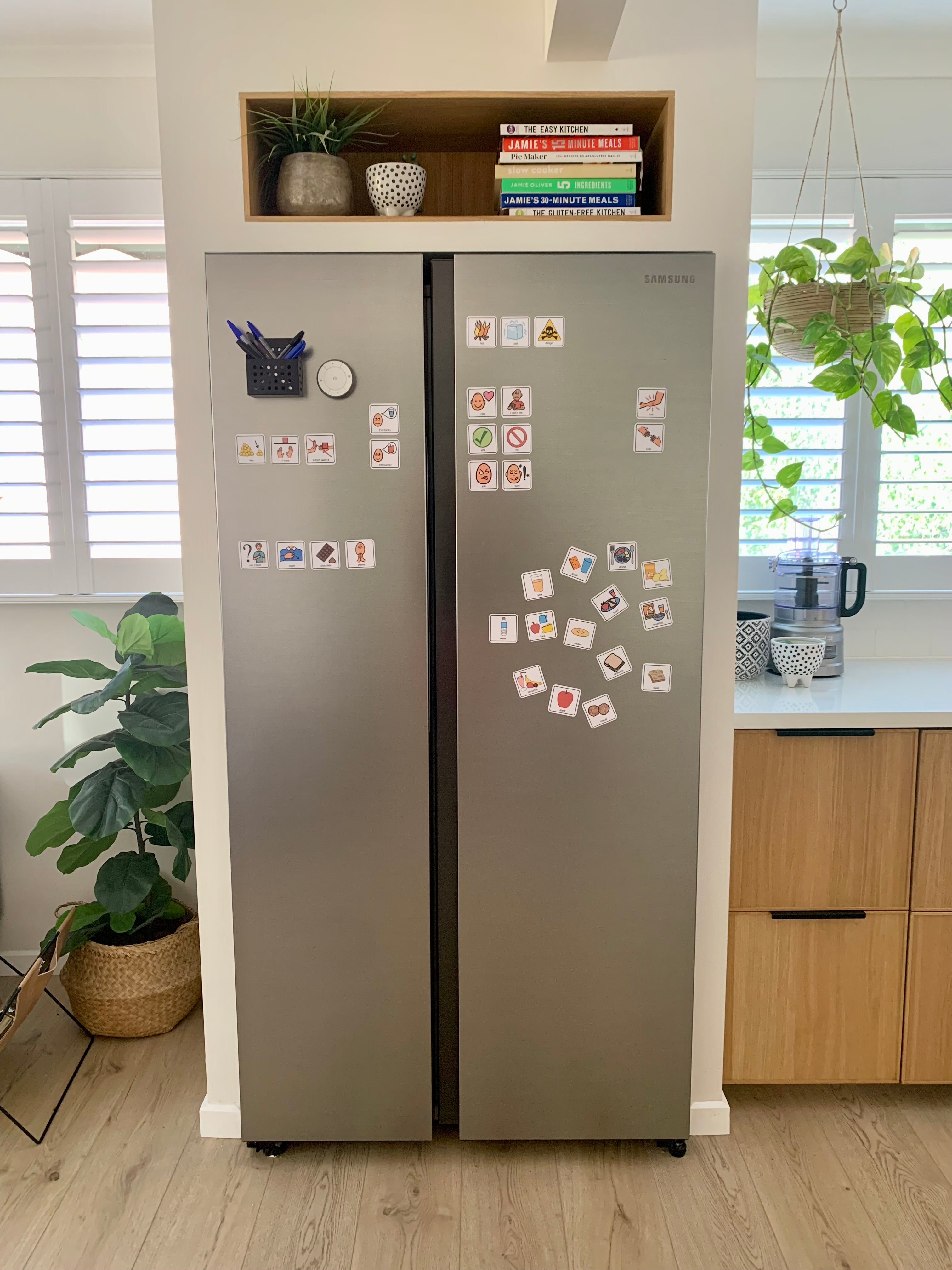 Fridge magnets- visual communication cards – Clever Klogs